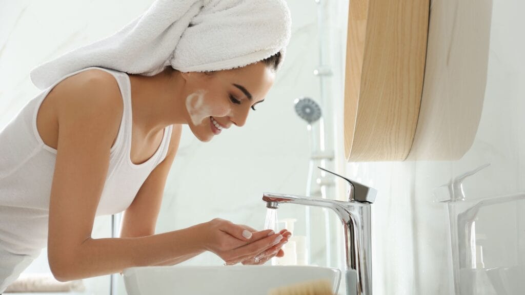 How to Wash Your Face Properly